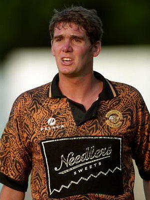 NEIL ALLISON, HULL CITY – HULL CITY KITS