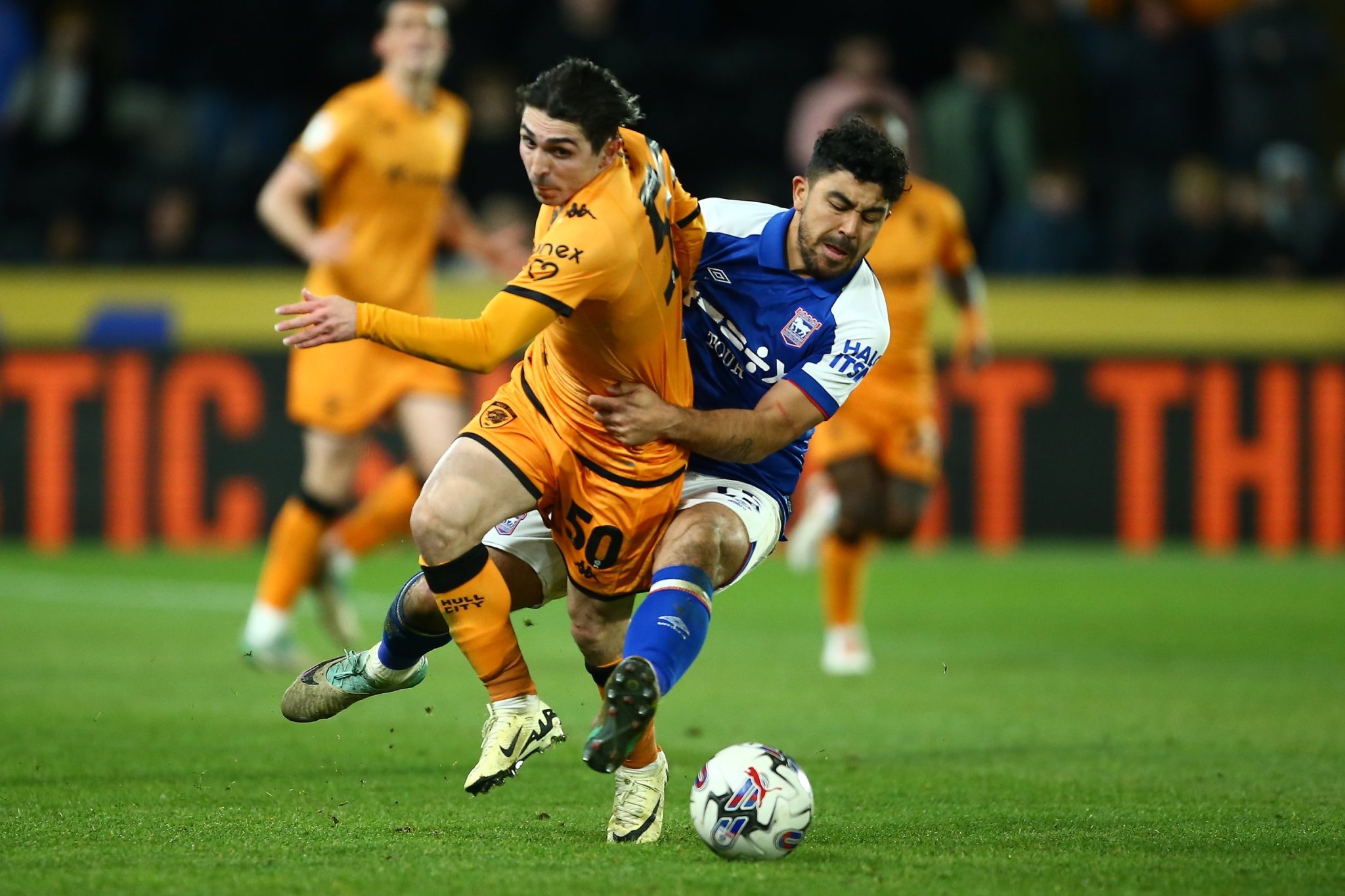 Tigers wear change kit at home v Ipswich – HULL CITY KITS