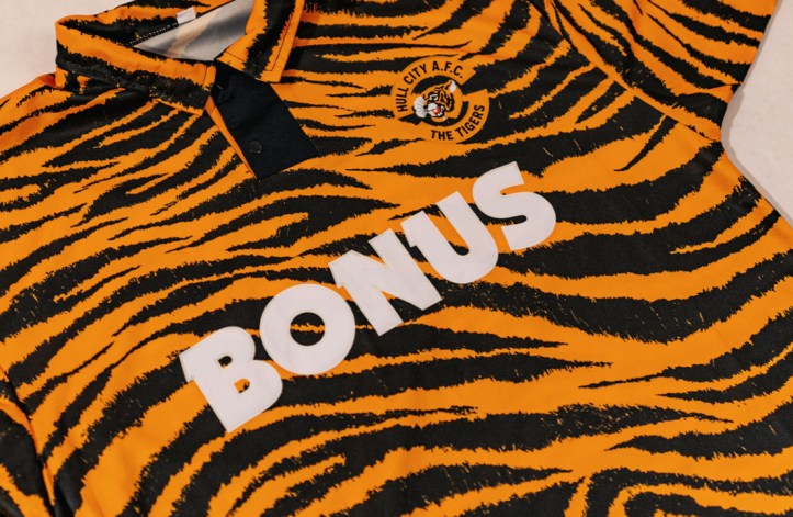 An icon reborn: Matchwinner reissue the famed tiger stripe home shirt ...