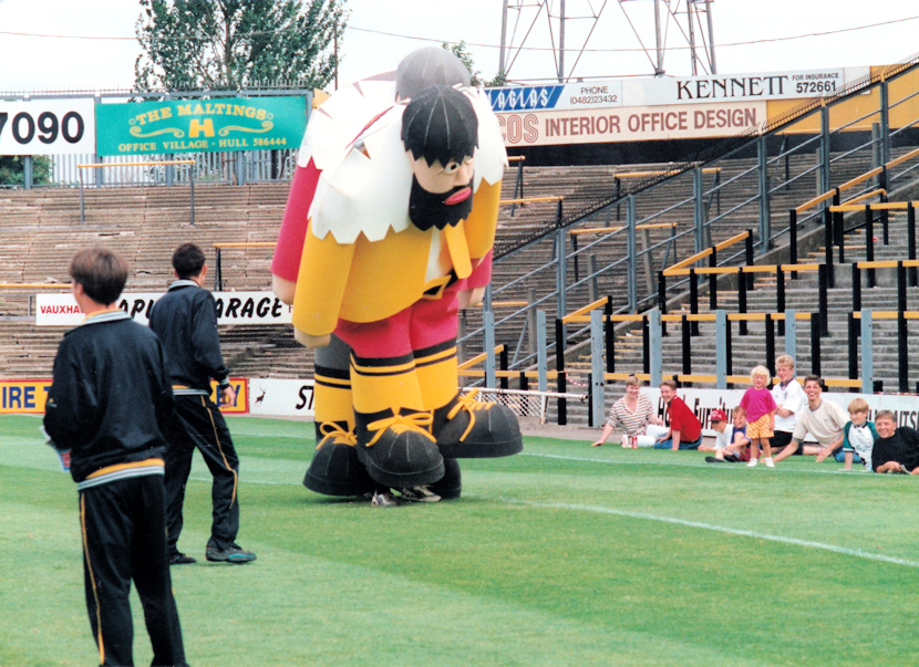 Remembering the Giants of Boothferry Park – HULL CITY KITS